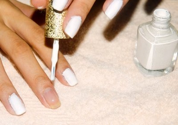 How To Paint Your Nails?